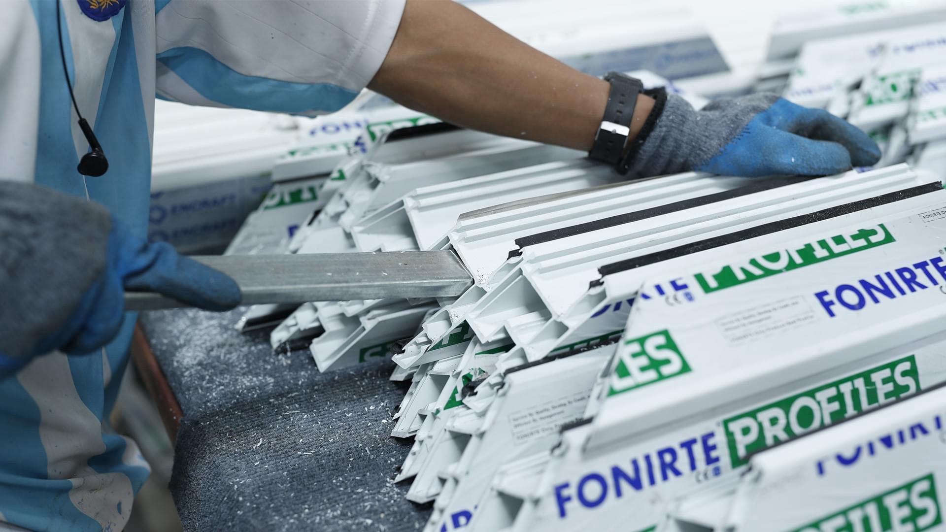 How to Keep PVC Windows Clean to Avoid Mold and Stains